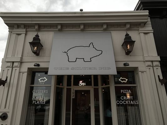 THE SILVER PIG BAR & OYSTER ROOM - 119 Photos & 105 Reviews - 102 S ...