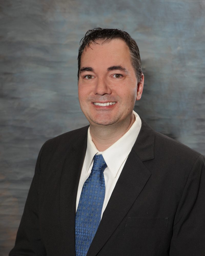 RAYMOND CONNERS - Updated June 2024 - 14 Photos - 169 Winslow Way W ...