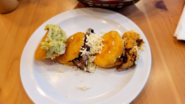 11 CHICKS - Updated August 2025 - 319 Photos & 287 Reviews - 199 Dr Mlk ...