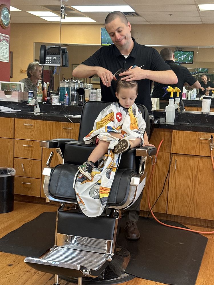 MUSTANG BARBERS - Updated October 2025 - 12 Photos & 67 Reviews - 5500 ...