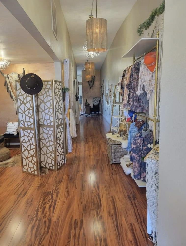BOHO & BLOOM SALON AND SPA - Updated August 2025 - 2050 W Wickenburg ...
