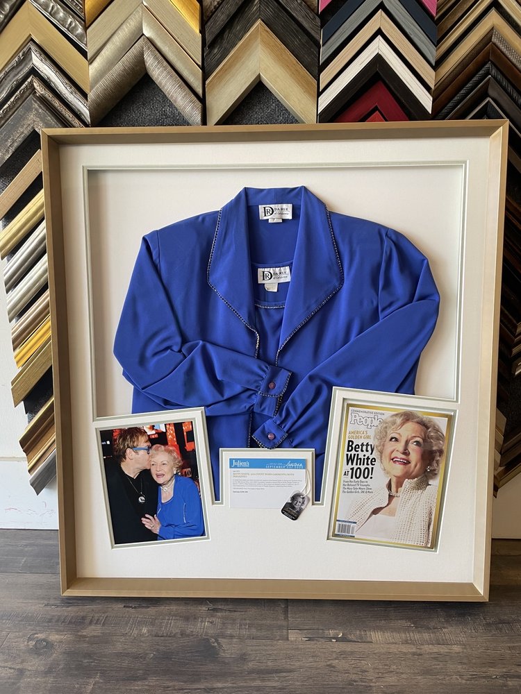 GALLERY CUSTOM FRAMING - Updated December 2025 - 30 Photos - 132 N 3rd ...