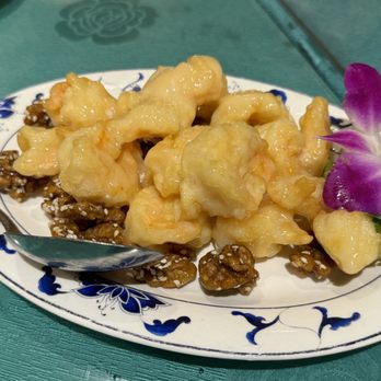 KIRIN RESTAURANT - 969 Photos & 701 Reviews - 2424 Kalakaua Ave ...