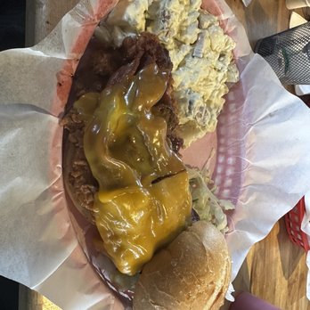 FAT CLARENCE’S PUB AND GRUB - Updated November 2024 - 51 Photos & 64 ...