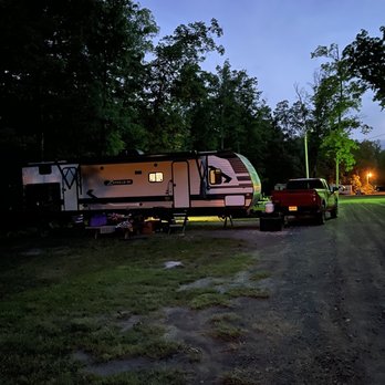 CARDINAL CENTER CAMPGROUND - Updated October 2025 - 15 Photos & 13 ...