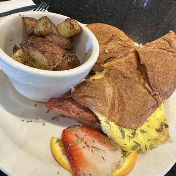 THE GARDEN BRUNCH CAFE - Updated October 2024 - 100 Photos & 70 Reviews ...