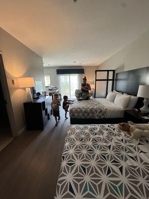 NORTH ISLAND NAVY LODGE - Updated October 2025 - 330 Photos & 211 ...