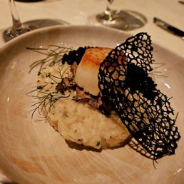 THE TREE ROOM - Updated October 2025 - 275 Photos & 178 Reviews - 8841 ...