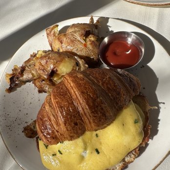 THE HERMOSA INN & LON’S - Updated July 2025 - 1131 Photos & 813 Reviews ...