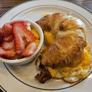 MIMI’S CAFE - Updated October 2025 - 757 Photos & 475 Reviews - 5090 ...