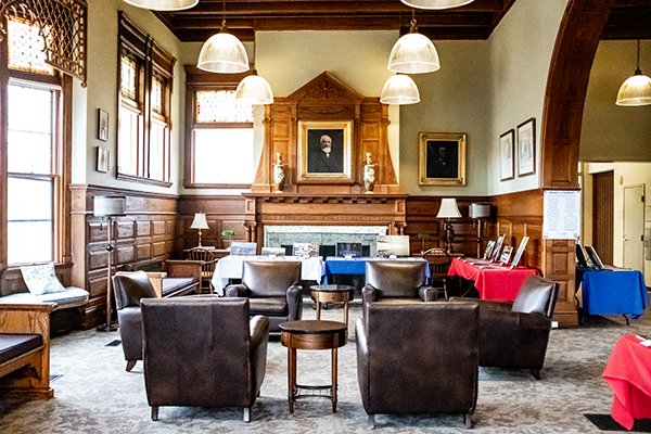 WALKER MEMORIAL LIBRARY - Updated August 2024 - 24 Photos - 800 Main St ...