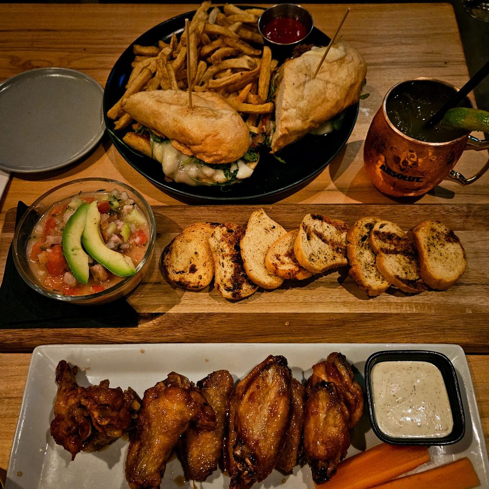 THE ALPINE - Updated December 2025 - 42 Photos & 42 Reviews - 2872 ...