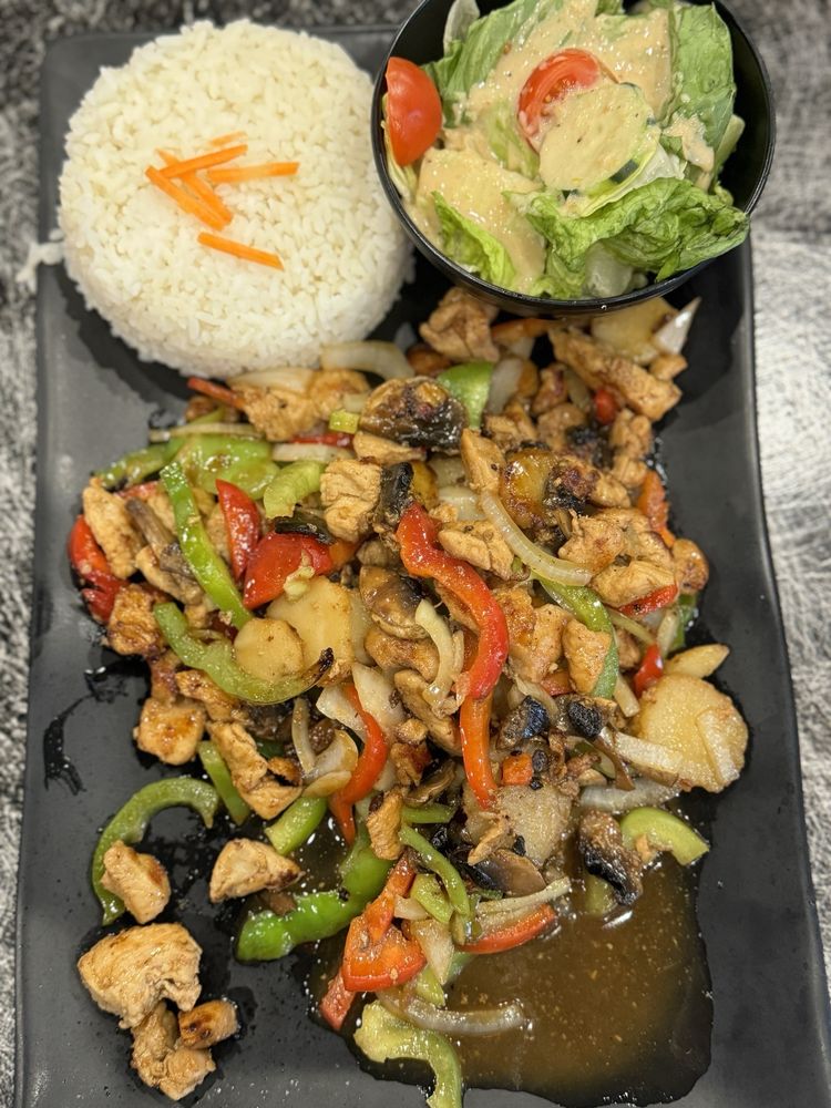 Ahi’s Asian Noodle & Rice Bar, St. George | Roadtrippers