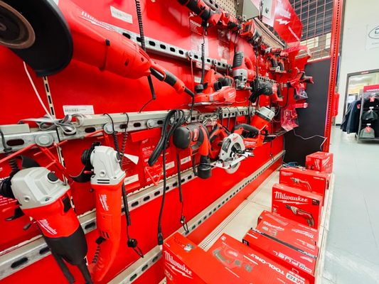 BUILDER’S BEST DO IT CENTER - Updated September 2025 - 3798 Luker Rd ...