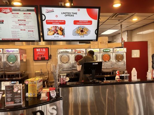 BLENDS DAIQUIRI EXPRESS - Updated October 2025 - 103 Photos & 63 ...