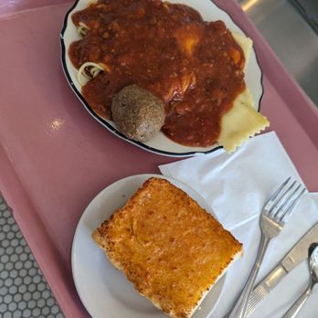 ANDRE’S ITALIAN RESTAURANT - Updated August 2024 - 1192 Photos & 1433 ...