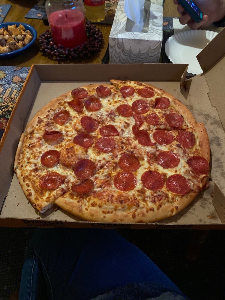 Little Caesar's Pizza, Paw Paw | Roadtrippers