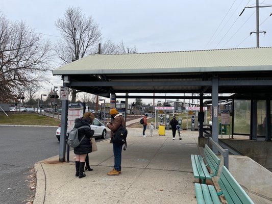 PRINCETON JUNCTION - NJ TRANSIT - 58 Photos & 30 Reviews - 2 Wallace Rd ...