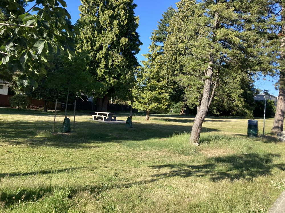 LEWARNE PARK - Updated May 2026 - 5485 Rumble Street, Burnaby, British ...