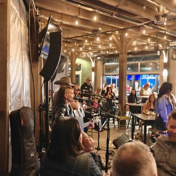 REDEMPTION BAR AND GRILL - Updated January 2026 - 291 Photos & 226 ...