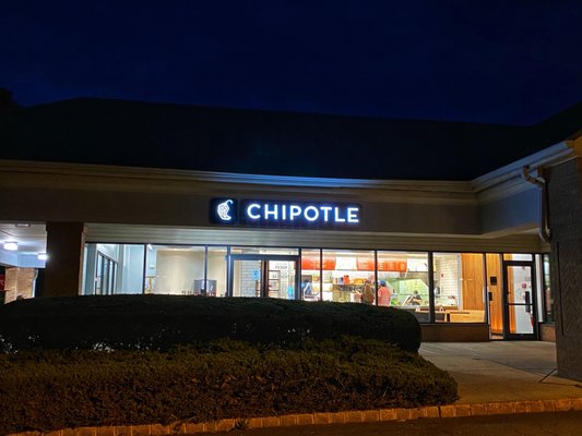 CHIPOTLE MEXICAN GRILL - Updated August 2024 - 19 Photos & 77 Reviews ...