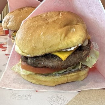 MACHO BURGER - Updated December 2024 - 161 Photos & 54 Reviews - 227 W ...