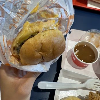 JOLLIBEE - Updated October 2025 - 109 Photos & 56 Reviews - 3820 ...