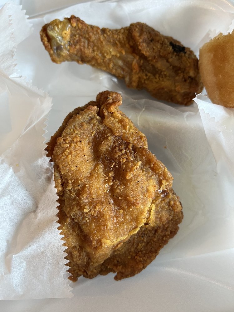 LIL CEE’S - Updated October 2025 - 26 Reviews - 605 Douglas Ave ...