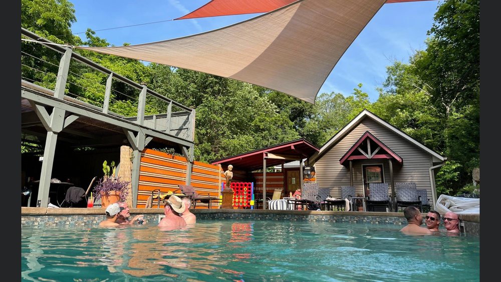 MAGNETIC VALLEY RETREAT - Updated August 2025 - 18 Photos & 22 Reviews ...