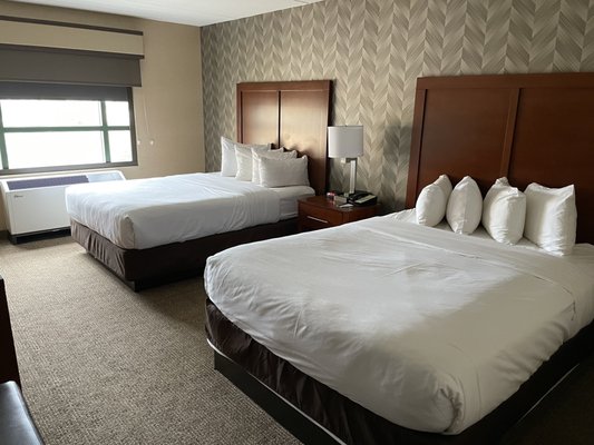 COMFORT INN & SUITES LOGAN INTERNATIONAL AIRPORT - Updated December ...