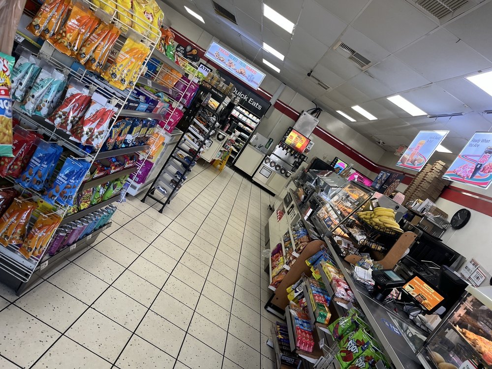 7-ELEVEN - Updated October 2025 - 15 Photos & 16 Reviews - 330 N ...