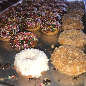 DONUT KING’S - 169 Photos & 190 Reviews UPDATED - Donuts - 260 W Main ...