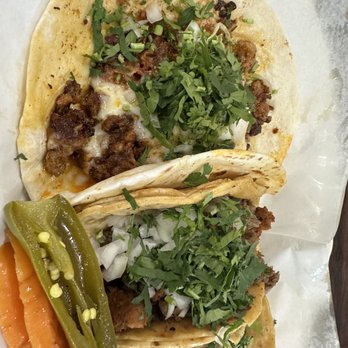 GIL TACOS - Updated January 2025 - 196 Photos & 194 Reviews - 1665 S ...