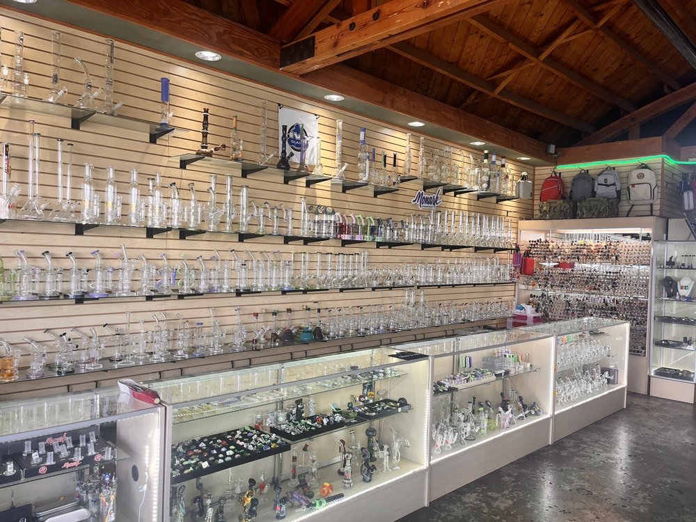 SANDBOX SMOKE SHOP - Updated September 2025 - 90 Photos & 185 Reviews ...