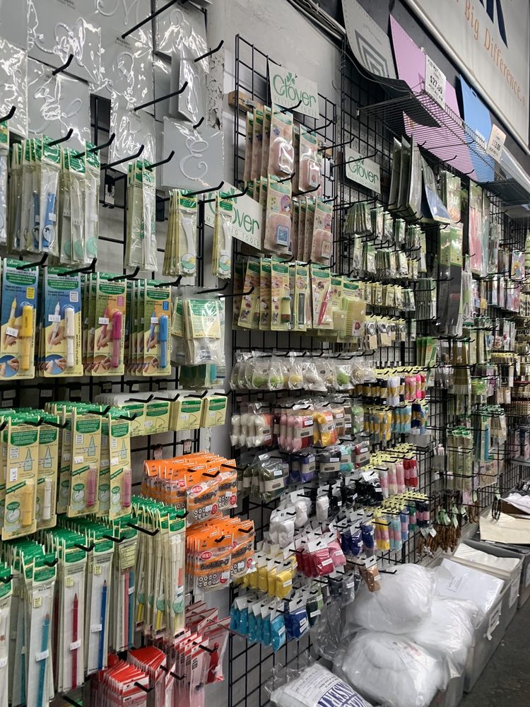 SIL THREAD - 39 Photos & 41 Reviews - 257 W 38th St, New York, New York - Fabric Stores - Phone ...