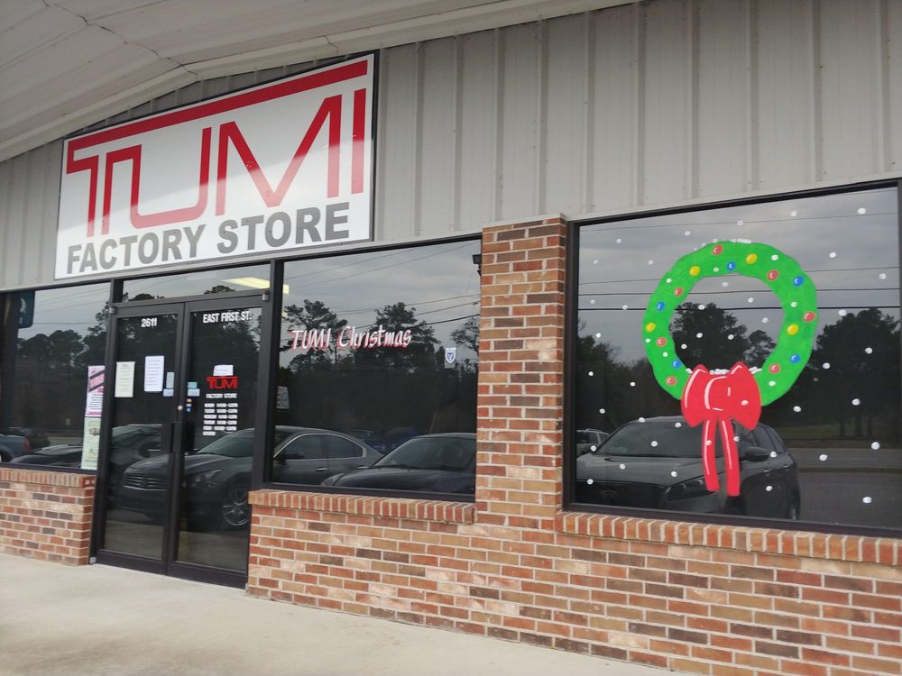 TUMI FACTORY STORE - Updated October 2025 - 2611 E 1st St, Vidalia ...