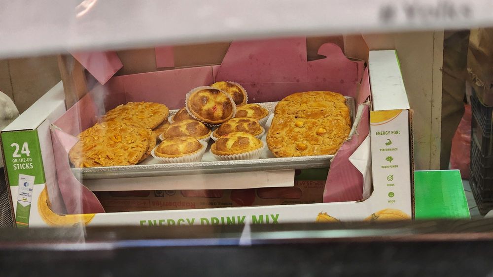 GOLDEN GATE BAKERY - Updated December 2024 - 3132 Photos & 3553 Reviews ...