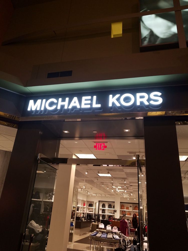 michael kors arundel mills