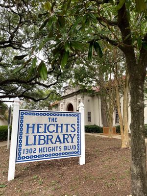 HEIGHTS NEIGHBORHOOD LIBRARY - Updated January 2026 - 34 Photos & 34 ...