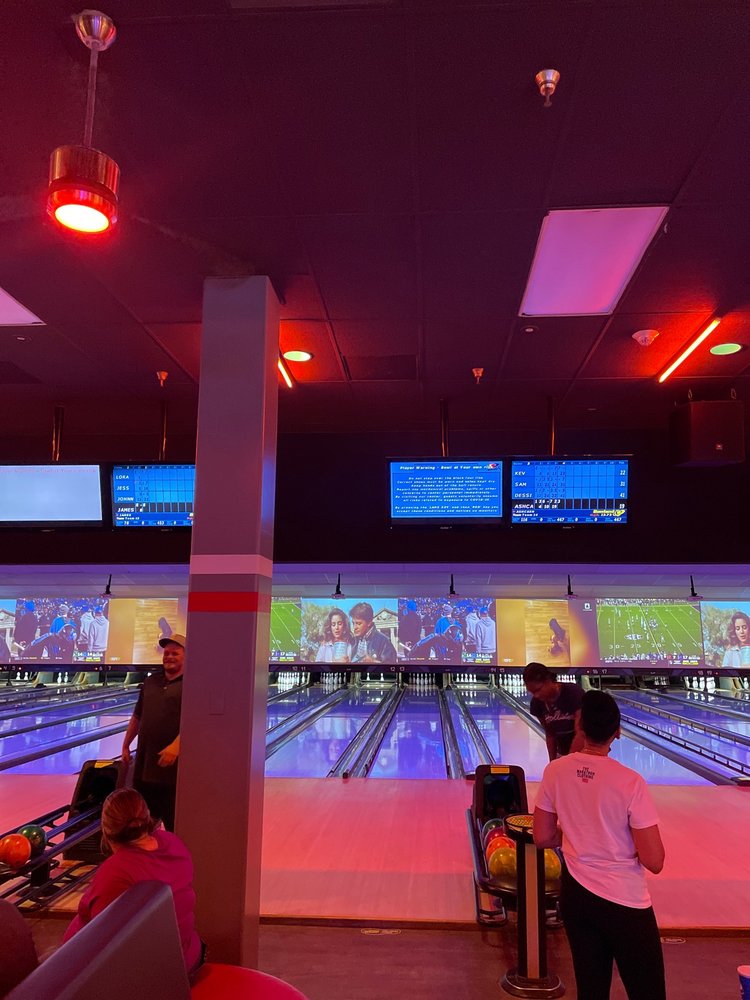 BOWLERO BAKERSFIELD - 32 Photos & 48 Reviews - 3610 Wible Rd ...