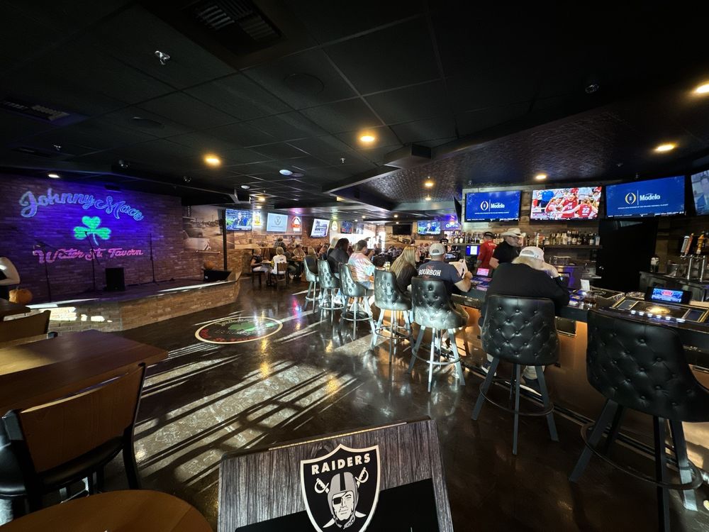 JOHNNY MAC’S SPORTS BAR & GRILL - Updated September 2025 - 90 Photos ...