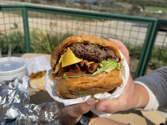 NESSY BURGERS - 566 Photos & 850 Reviews - Burgers - 3235 Old Hwy 395 ...