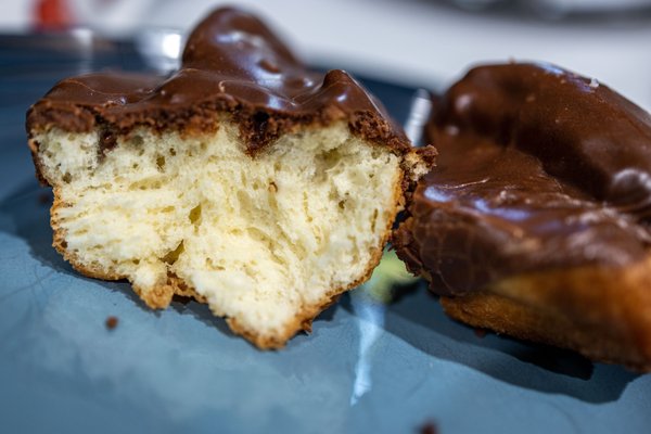 SUPREME DOUGHNUT - Updated October 2025 - 65 Photos & 74 Reviews - 1093 ...