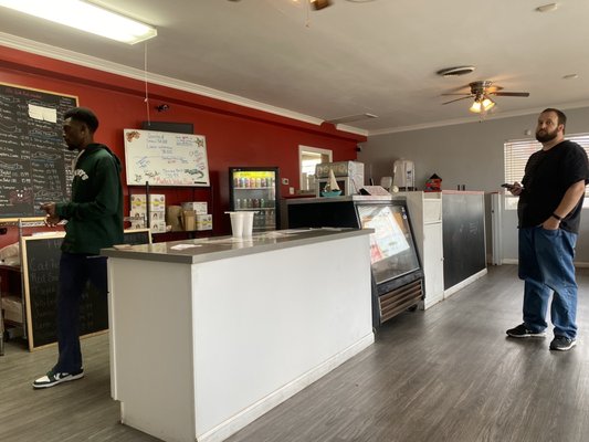 THE FISH HUT MARKET - 153 Photos & 182 Reviews - 1027 W Florida Ave ...