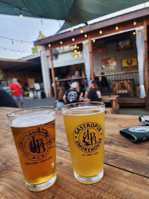 LOOMIS BASIN BREWING COMPANY - Updated January 2025 - 122 Photos & 172 ...