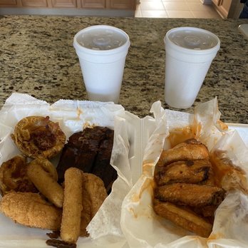 JOHNNY J’S PUB & GRILLE - Updated December 2025 - 58 Photos & 76 ...