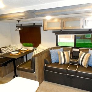 CAMPING WORLD RV SALES - Updated December 2025 - 40 Photos & 78 Reviews ...