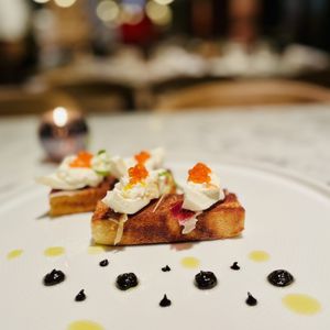 SKY-RIDE TAP - Updated June 2024 - 33 Photos & 54 Reviews - 105 W Van ...