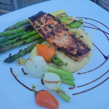 RED RESTAURANT & BAR - Updated August 2024 - 1306 Photos & 774 Reviews ...