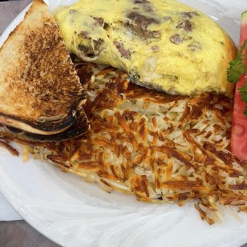 PEG’S GLORIFIED HAM N EGGS - Updated October 2025 - 2651 Photos & 3285 ...